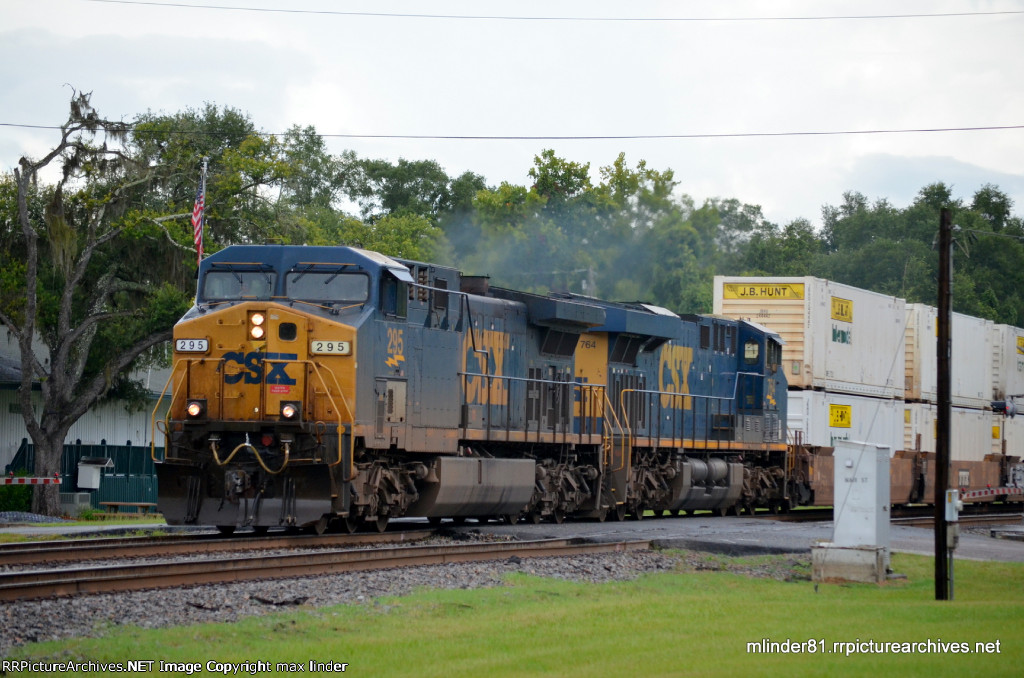 CSX 295